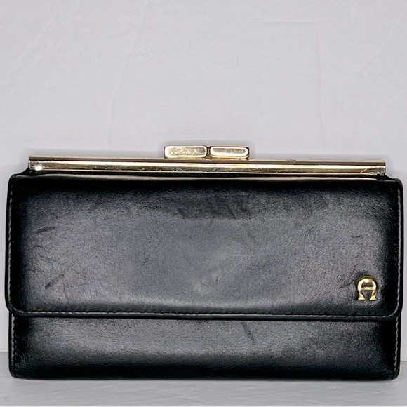 Etienne Aigner | Bags | Vtg Etienne Aigner Womens Leather Trifold ...